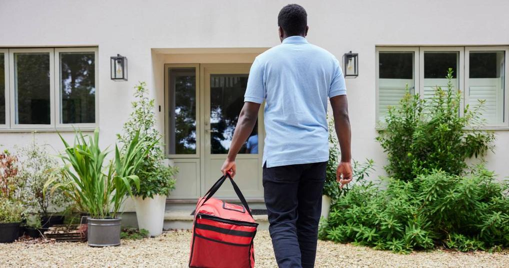 Best Delivery Apps To Make Money | FinanceBuzz