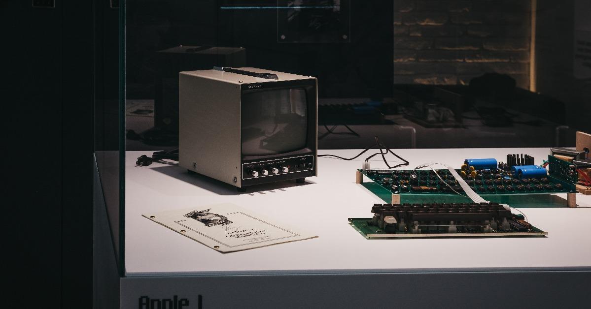 These Surprising Facts About Apple Are Hard to Believe | FinanceBuzz